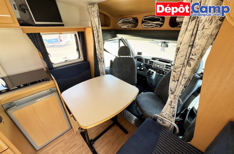 Camping-car profilé RAPIDO LE RANDONNEUR 7099C – Dépôt Camp