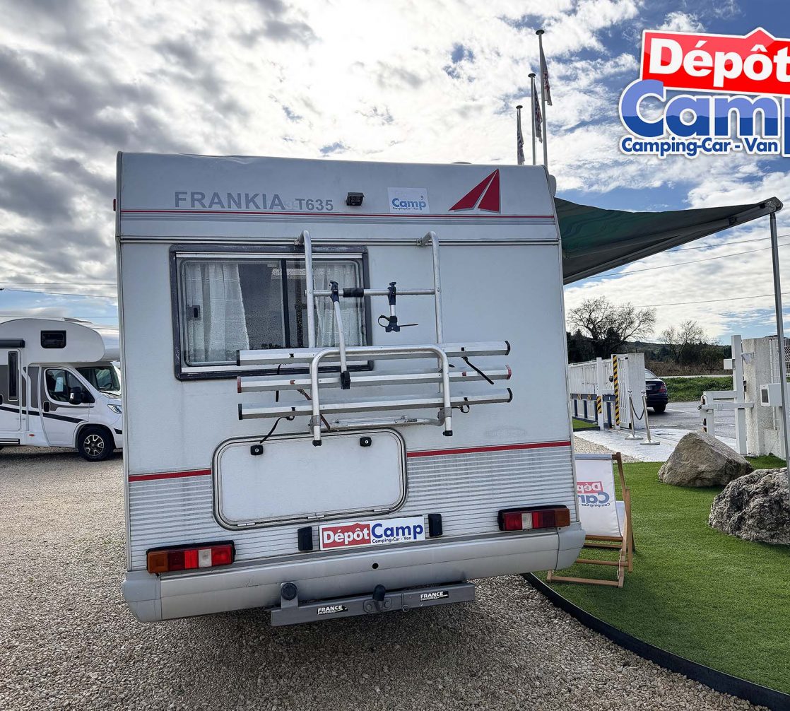 Camping-car profilé FRANKIA T635 – Dépôt Camp